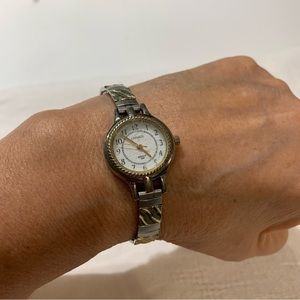 Carriage by Timex | Accessories | Carriage By Timex Ladies Vintage ...